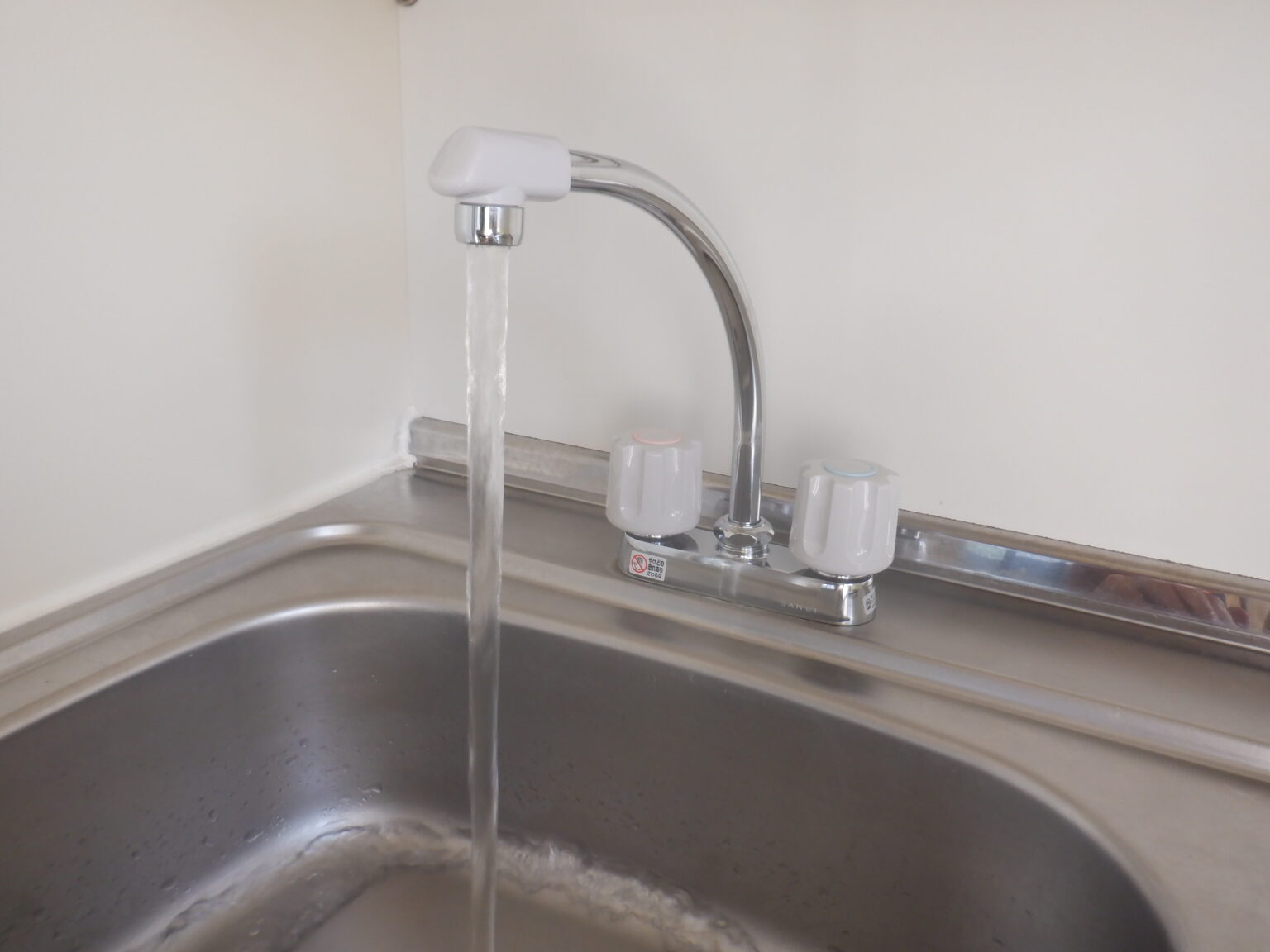 ﾀﾌﾞﾁ（TBC) ﾐﾆｷｯﾁﾝ水栓 SC218W 水漏れ 水栓本体交換方法 三栄 K71D-LH-13 | あなたにも出来るかも？水道修理のブログ