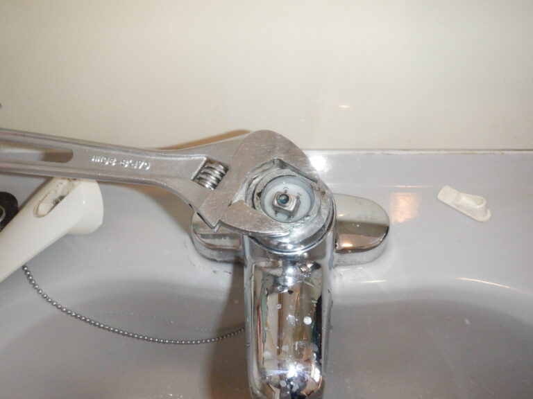 KVK KM315（G・GT）【ﾊﾞﾙﾌﾞｶｰﾄﾘｯｼﾞ交換手順】洗面ｼﾝｸﾞﾙﾚﾊﾞｰ水栓 水漏れ修理方法 ※洗面化粧台 ﾀｶﾗｽﾀﾝﾀﾞｰﾄﾞ | あなたにも出来るかも？水道修理のブログ