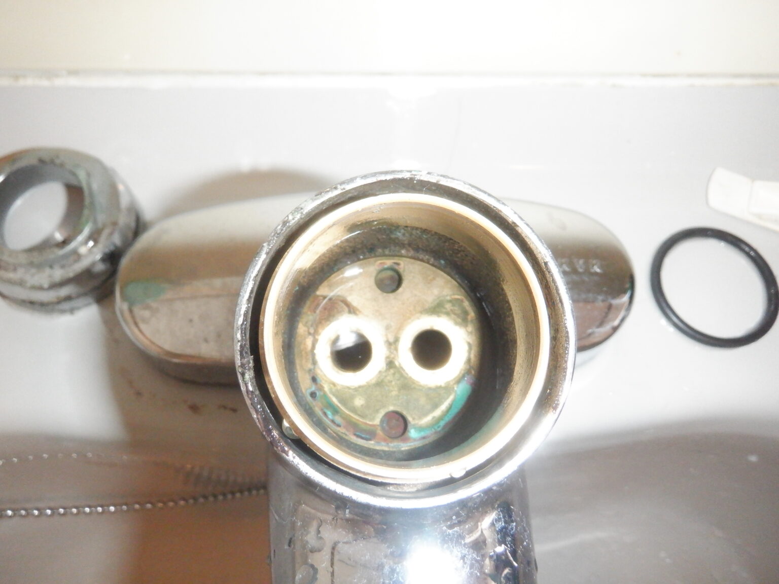 KVK KM315（G・GT）【ﾊﾞﾙﾌﾞｶｰﾄﾘｯｼﾞ交換手順】洗面ｼﾝｸﾞﾙﾚﾊﾞｰ水栓 水漏れ修理方法 ※洗面化粧台 ﾀｶﾗｽﾀﾝﾀﾞｰﾄﾞ | あなたにも出来るかも？水道修理のブログ