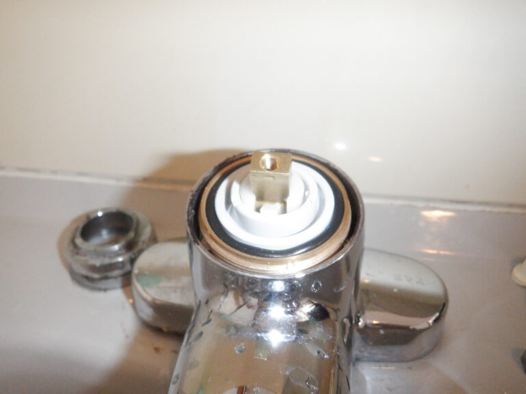 KVK KM315（G・GT）【ﾊﾞﾙﾌﾞｶｰﾄﾘｯｼﾞ交換手順】洗面ｼﾝｸﾞﾙﾚﾊﾞｰ水栓 水漏れ修理方法 ※洗面化粧台 ﾀｶﾗｽﾀﾝﾀﾞｰﾄﾞ | あなたにも出来るかも？水道修理のブログ