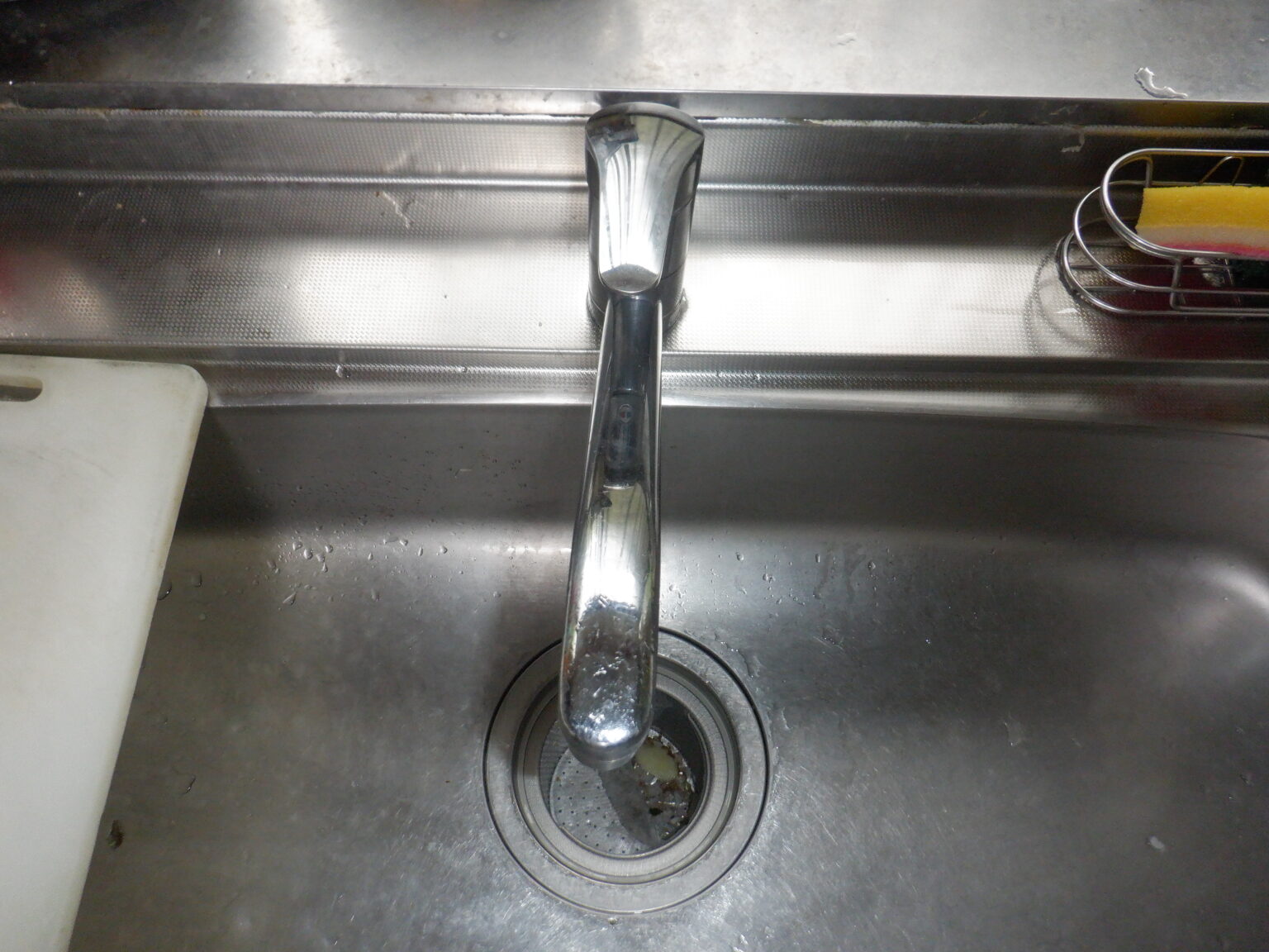 TOTO TKJ31UF3R【ｽﾊﾟｳﾄ部ﾊﾟｯｷﾝ交換、ｶｰﾄﾘｯｼﾞ交換】 ｷｯﾁﾝ 台付ｼﾝｸﾞﾙﾚﾊﾞｰ水栓 水漏れ修理 | あなたにも出来るかも？水道修理のブログ