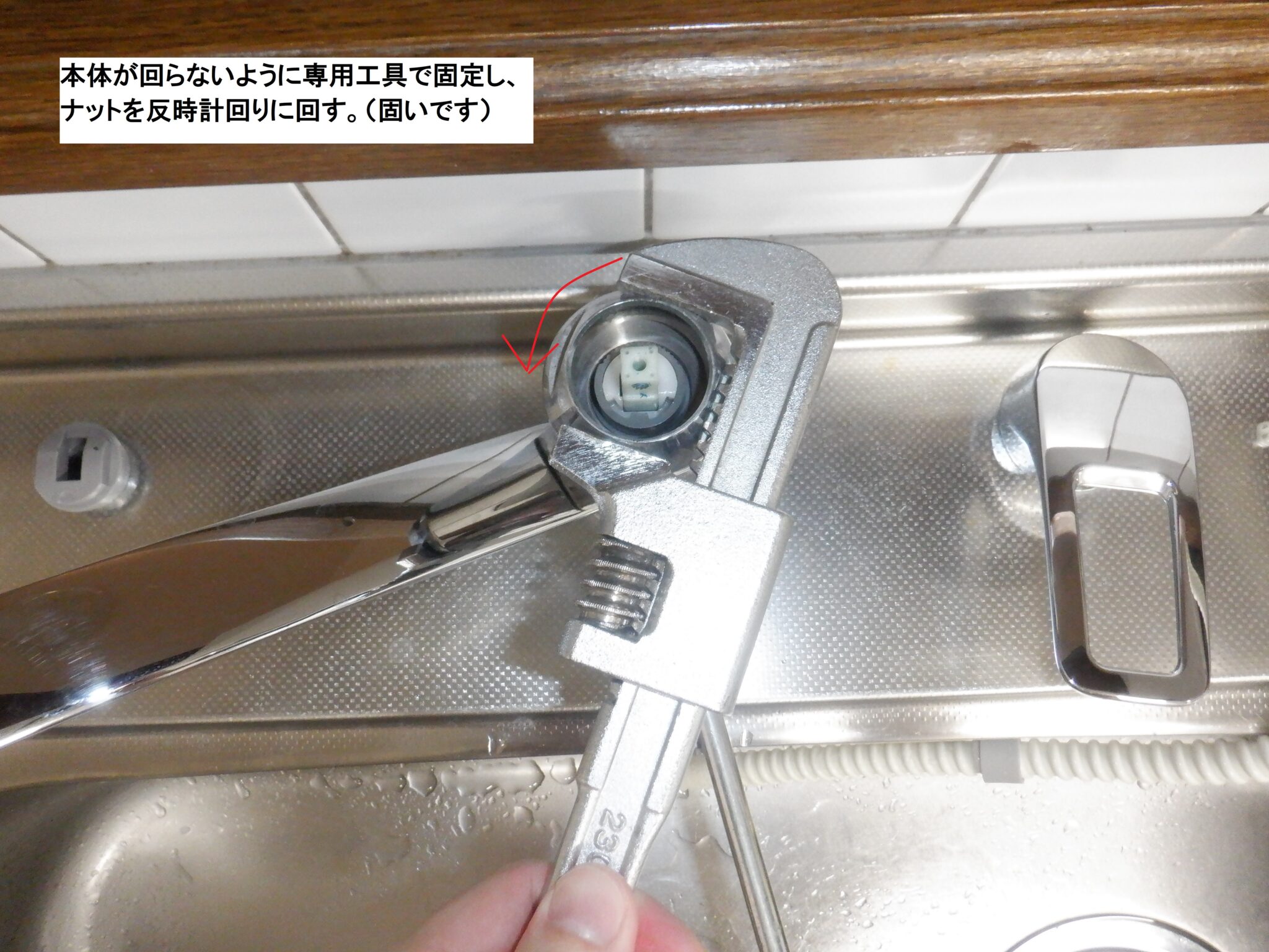 TOTO TKHG31PR【ｶｰﾄﾘｯｼﾞ交換方法、本体の取り外し方】 ｷｯﾁﾝ台付ｼﾝｸﾞﾙﾚﾊﾞｰ水栓 水漏れ修理方法 ※本体後継品情報 | あなたにも出来るかも？水道修理のブログ