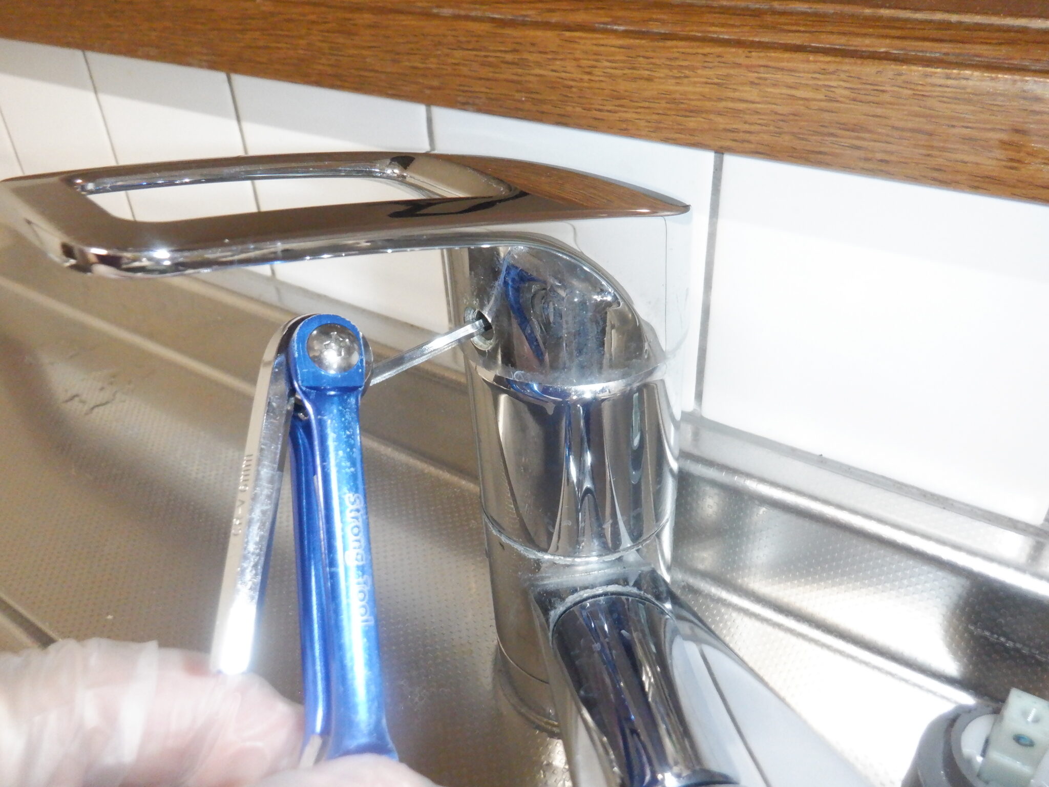 TOTO TKHG31PR【ｶｰﾄﾘｯｼﾞ交換方法、本体の取り外し方】 ｷｯﾁﾝ台付ｼﾝｸﾞﾙﾚﾊﾞｰ水栓 水漏れ修理方法 ※本体後継品情報 | あなたにも出来るかも？水道修理のブログ