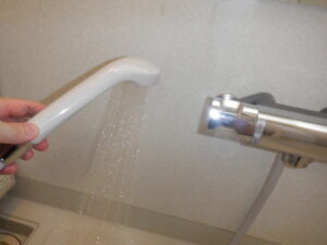 KVK KF132NG ｻｰﾓｽﾀｯﾄ式ｼｬﾜｰ水栓