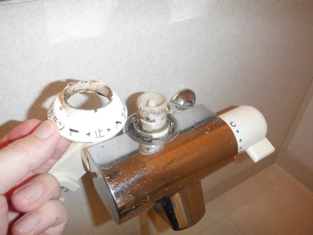 KVK KF132NG ｻｰﾓｽﾀｯﾄ式ｼｬﾜｰ水栓