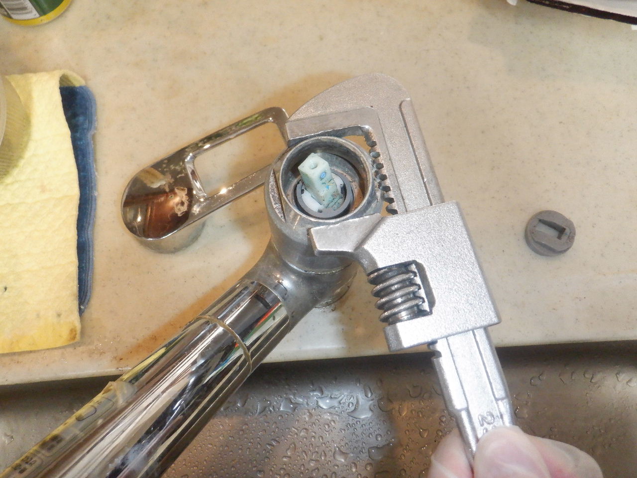 TOTO TKHG38P型【ｶｰﾄﾘｯｼﾞ交換方法、ｼｬﾜｰﾎｰｽ交換、後継品情報】 台付ｼﾝｸﾞﾙ・浄水器内蔵型・ﾊﾝﾄﾞｼｬﾜｰ水栓＜水が止まらない・ｼｬﾜｰﾎｰｽから水漏れ＞修理方法 ...