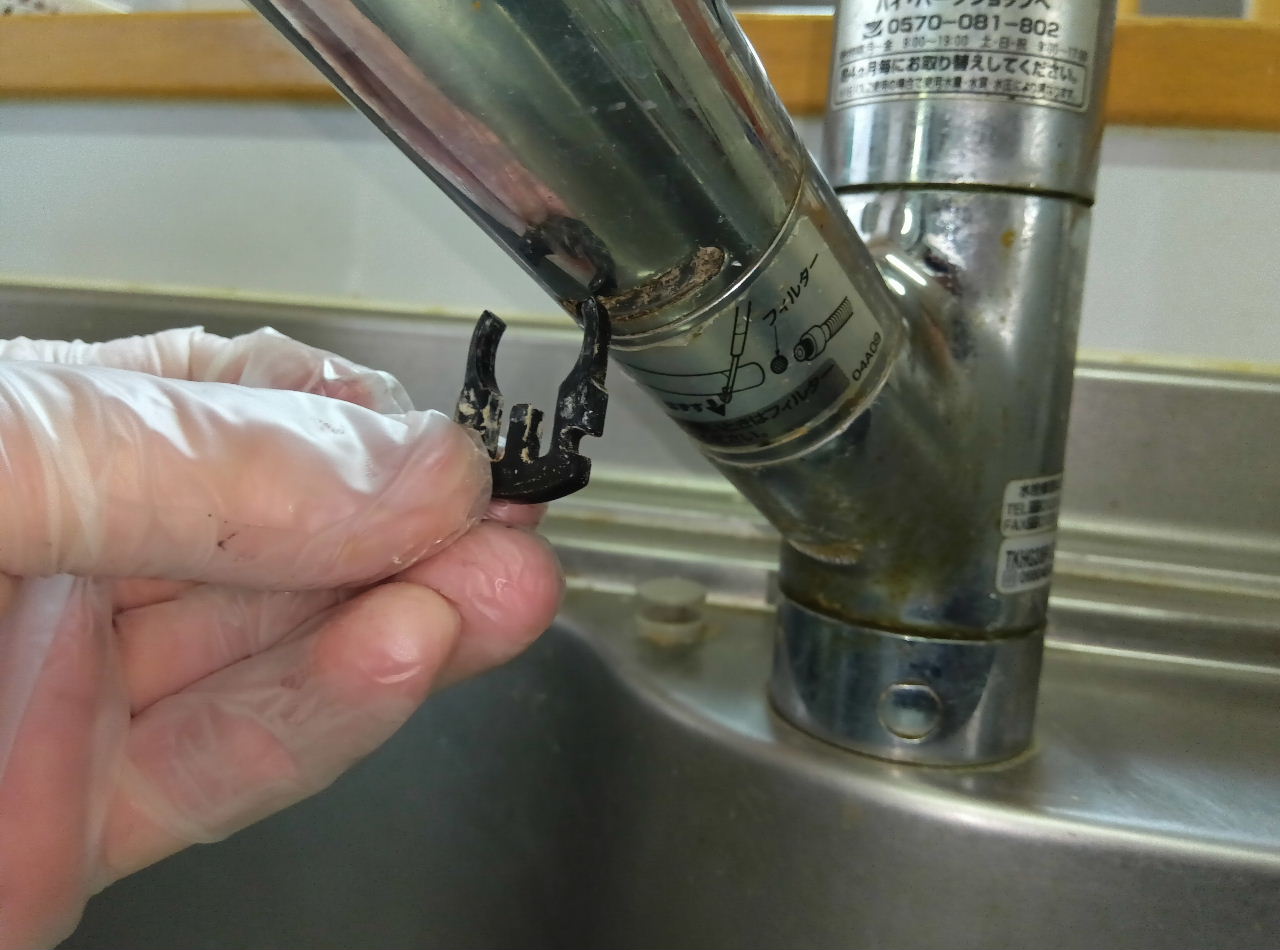 TOTO TKHG38P型【ｶｰﾄﾘｯｼﾞ交換方法、ｼｬﾜｰﾎｰｽ交換、後継品情報】 台付ｼﾝｸﾞﾙ・浄水器内蔵型・ﾊﾝﾄﾞｼｬﾜｰ水栓＜水が止まらない・ｼｬﾜｰﾎｰｽから水漏れ＞修理方法 ...