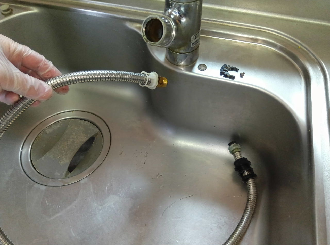 TOTO TKHG38P型【ｶｰﾄﾘｯｼﾞ交換方法、ｼｬﾜｰﾎｰｽ交換、後継品情報】 台付ｼﾝｸﾞﾙ・浄水器内蔵型・ﾊﾝﾄﾞｼｬﾜｰ水栓＜水が止まらない・ｼｬﾜｰﾎｰｽから水漏れ＞修理方法 ...