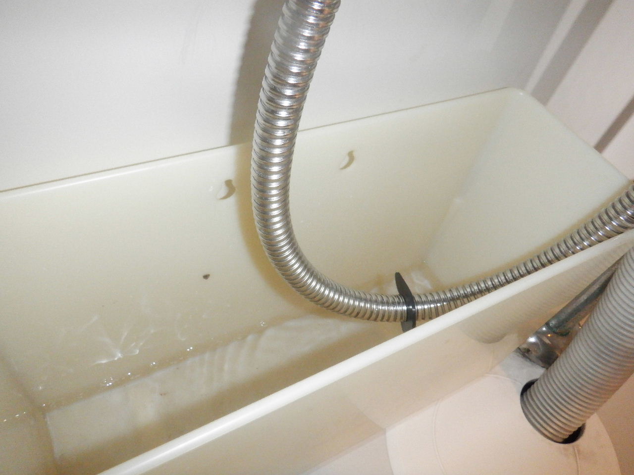 MYM FM244U16【ｼｬﾜｰﾎｰｽ交換方法、ｶｰﾄﾘｯｼﾞ品番・本体後継品・代替品情報】 洗面洗髪ｼｬﾜｰ水栓