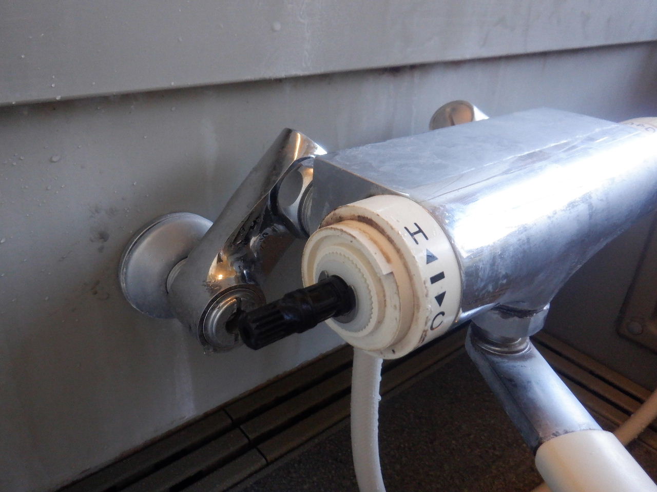 MYM MS6000【温調ｶｰﾄﾘｯｼﾞ､切替ｶｰﾄﾘｯｼﾞ交換】 壁付ｻｰﾓｽﾀｯﾄ式ｼｬﾜｰ水栓＜温度調節が出来ない、水が止まらない＞修理方法 | あなたにも出来るかも？水道修理のブログ