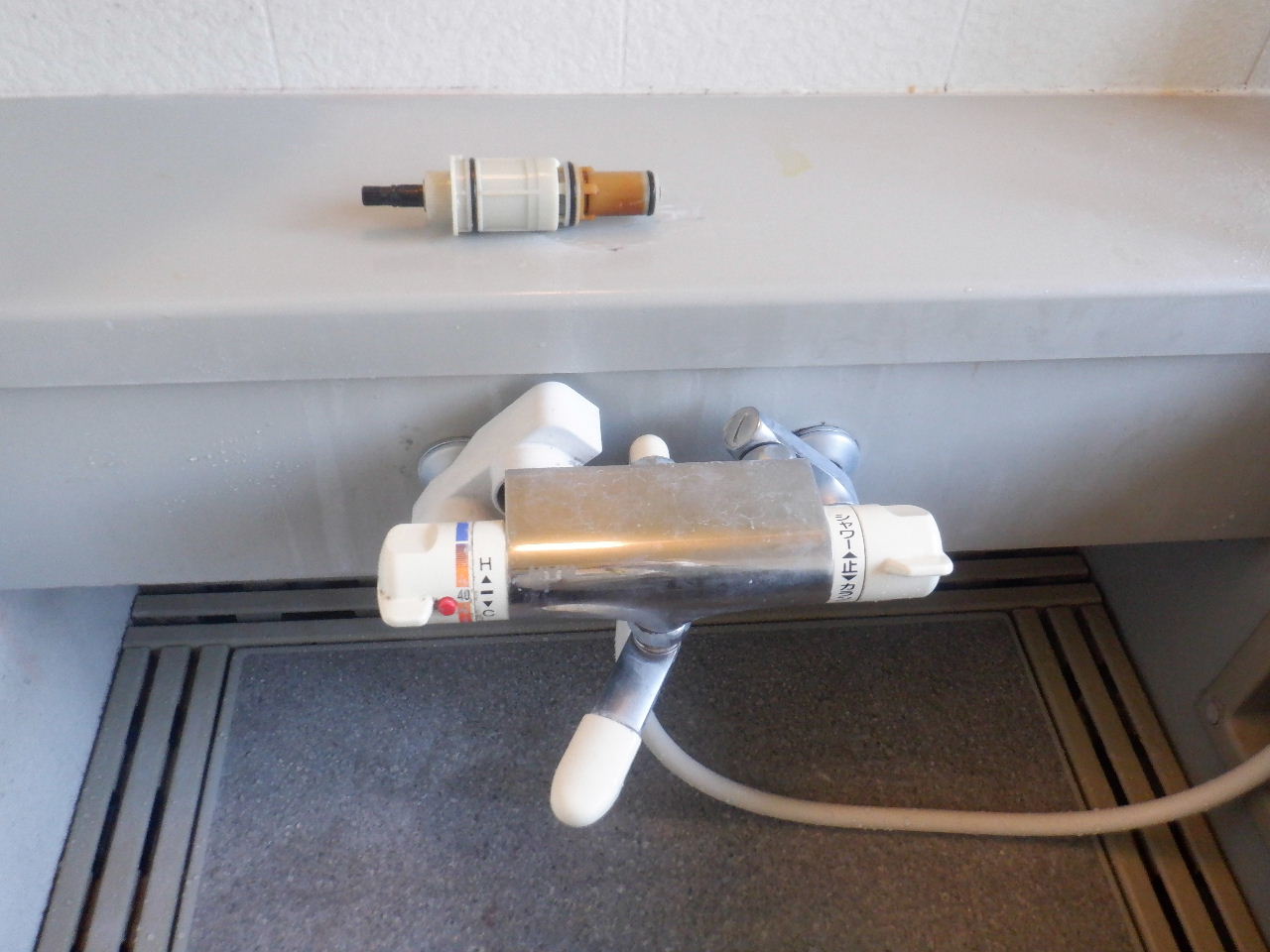 MYM MS6000【温調ｶｰﾄﾘｯｼﾞ､切替ｶｰﾄﾘｯｼﾞ交換】 壁付ｻｰﾓｽﾀｯﾄ式ｼｬﾜｰ水栓＜温度調節が出来ない、水が止まらない＞修理方法 | あなたにも出来るかも？水道修理のブログ
