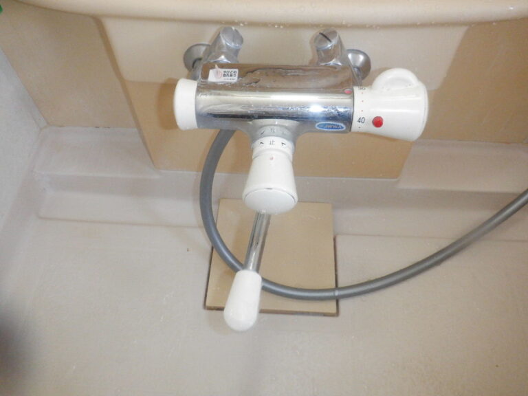 KVK KF112G(B)【切替ﾕﾆｯﾄ交換】、【後継品・同等品】 浴室ｻｰﾓｽﾀｯﾄ式ｼｬﾜｰ水栓 ＜水が止まらない、温度調節が出来ない＞ 修理方法、水栓本体交換方法 | あなたにも出来るか ...