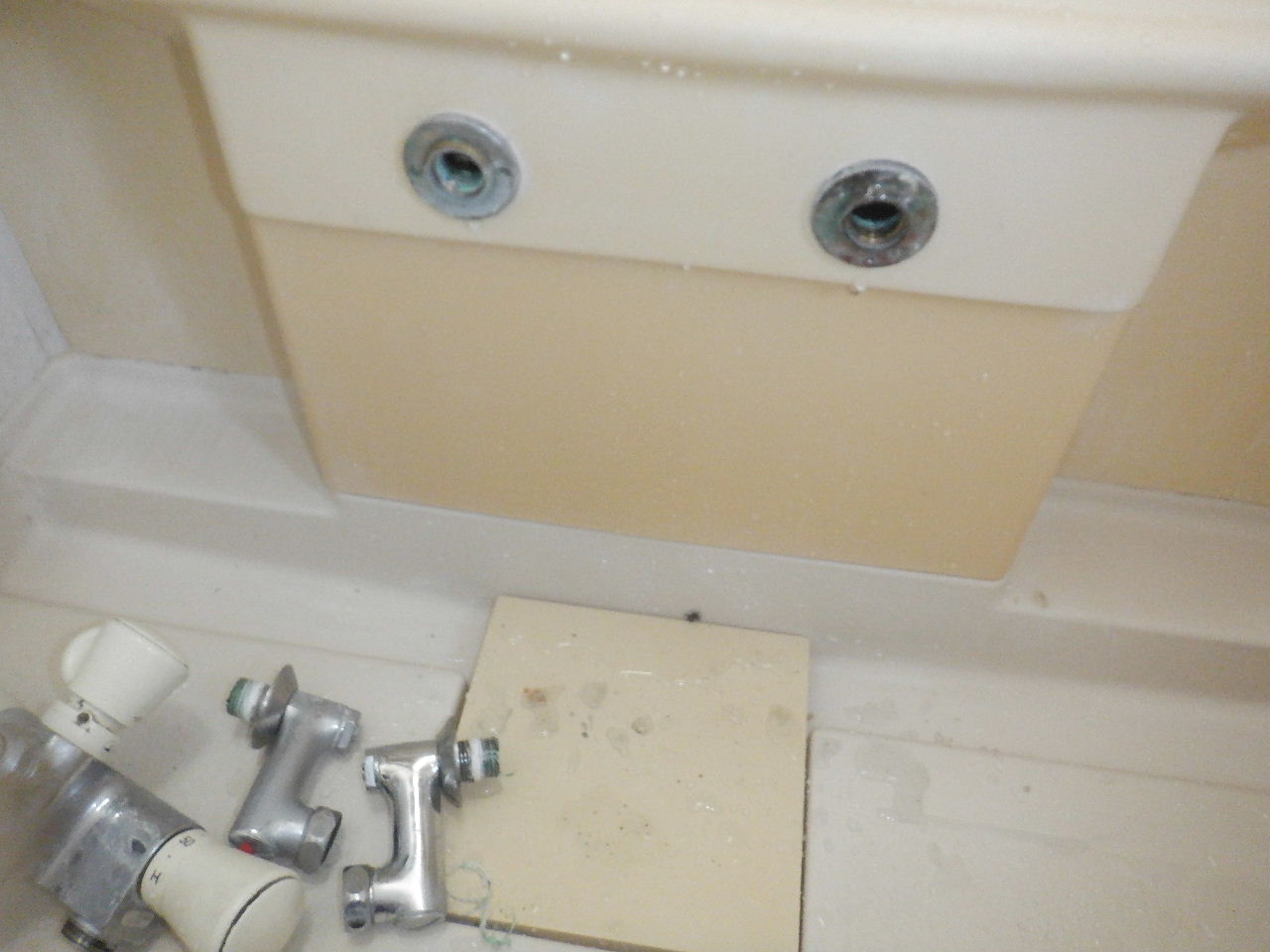 KVK KF112G(B)【切替ﾕﾆｯﾄ交換】、【後継品・同等品】 浴室ｻｰﾓｽﾀｯﾄ式ｼｬﾜｰ水栓 ＜水が止まらない、温度調節が出来ない＞ 修理方法、水栓本体交換方法 | あなたにも出来るか ...