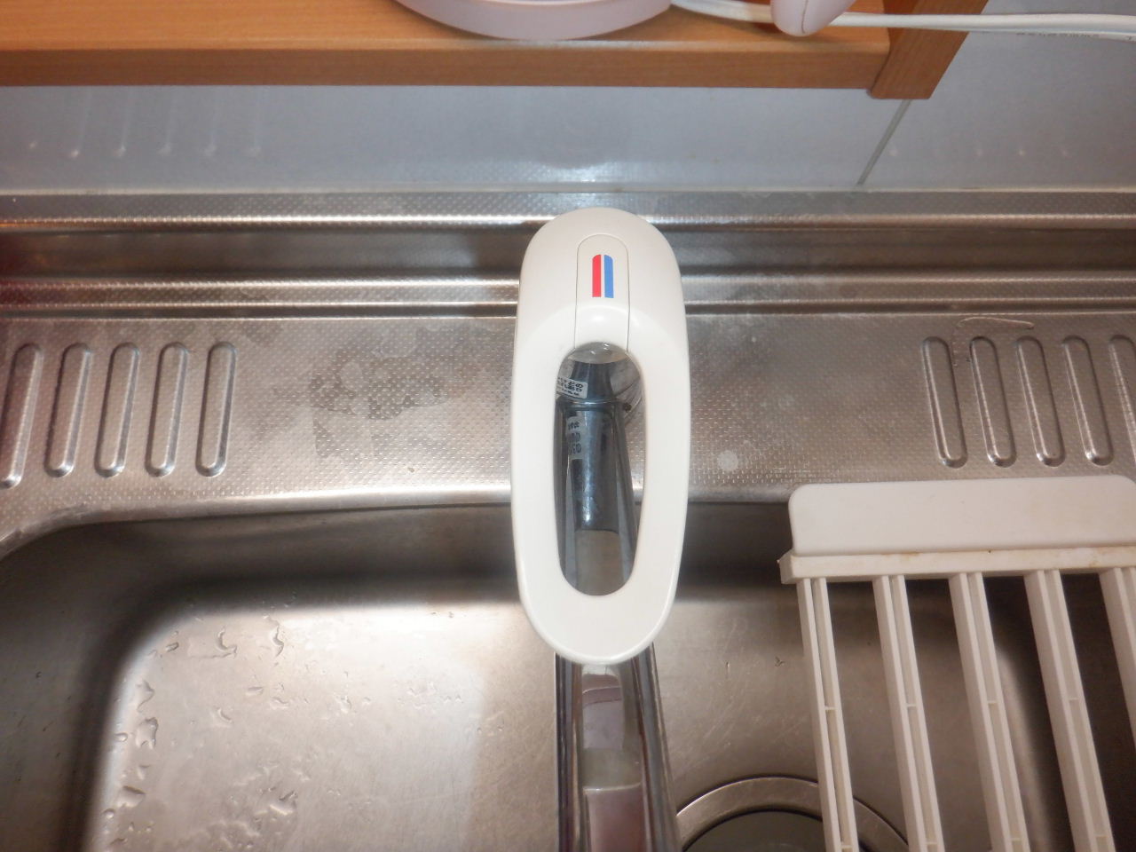 KVK KM556(CL) 【ﾊﾞﾙﾌﾞｶｰﾄﾘｯｼﾞ交換手順、本体後継品・代替品情報】台付ｼﾝｸﾞﾙﾚﾊﾞｰ混合水栓＜水が止まらない＞修理方法 | あなたにも出来るかも？水道修理のブログ