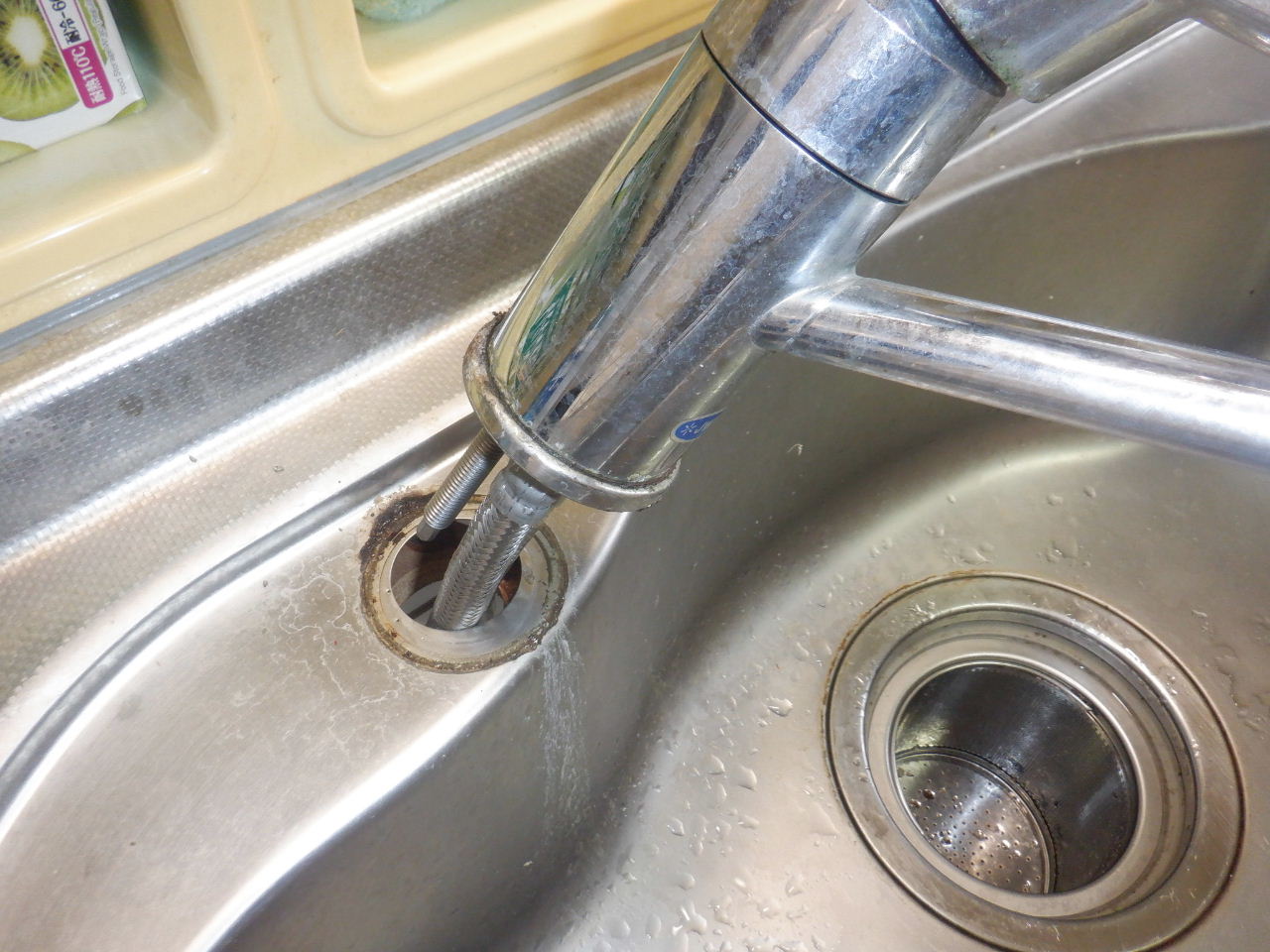 TOTO TKJ31F【水栓本体交換・取り外し方法】【下げ吐水】 台所ｼﾝｸﾞﾙﾚﾊﾞｰ水栓 （修理部品供給終了品） | あなたにも出来るかも？水道修理のブログ