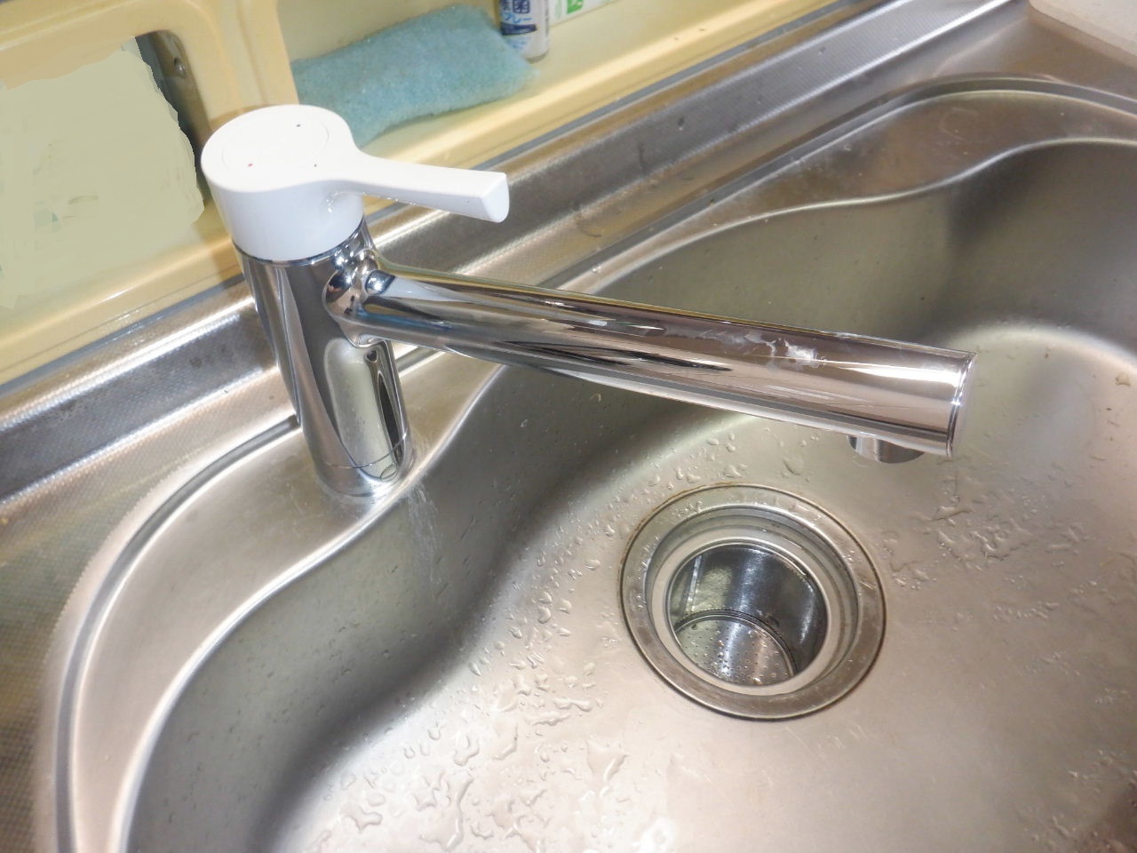 TOTO TKJ31F【水栓本体交換・取り外し方法】【下げ吐水】 台所ｼﾝｸﾞﾙﾚﾊﾞｰ水栓 （修理部品供給終了品） | あなたにも出来るかも？水道修理のブログ