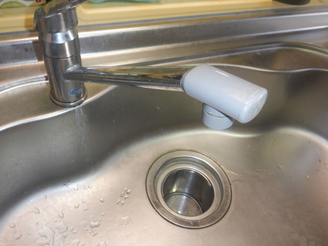 TOTO TKJ31F【水栓本体交換・取り外し方法】【下げ吐水】 台所ｼﾝｸﾞﾙﾚﾊﾞｰ水栓 （修理部品供給終了品） | あなたにも出来るかも？水道修理のブログ