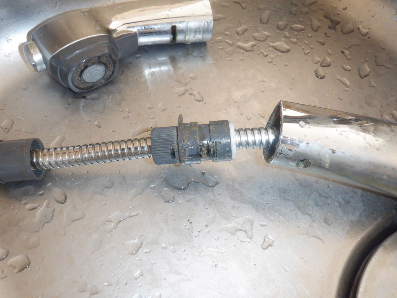 MYM FB276-023【ｶｰﾄﾘｯｼﾞ交換・ｼｬﾜｰﾎｰｽ交換、本体後継品への交換】 台付ｼﾝｸﾞﾙﾚﾊﾞｰ式ｼｬﾜｰ水栓 修理方法 【ﾀｶﾗｽﾀﾝﾀﾞｰﾄﾞｷｯﾁﾝ】 | あなたにも ...