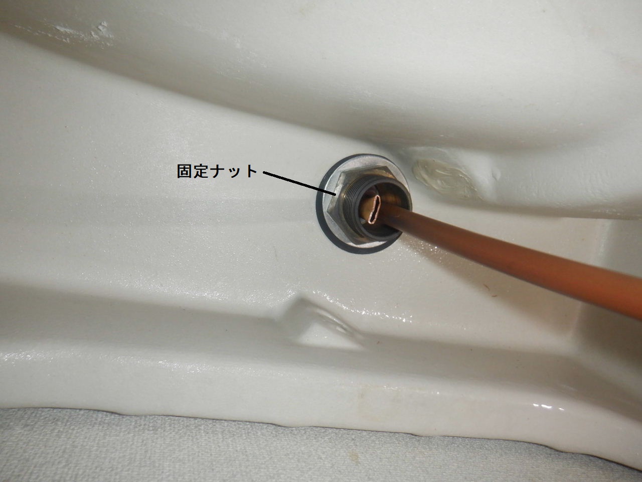 INAX SF-35S【本体後継品へ交換、ｶｰﾄﾘｯｼﾞ品番情報】ｼﾝｸﾞﾙﾚﾊﾞｰ洗髪ｼｬﾜｰ水栓＜水が止まらない、ｼｬﾜｰ･ｶﾗﾝの切替が出来ない＞ 水栓本体交換方法 | あなたにも出来る ...