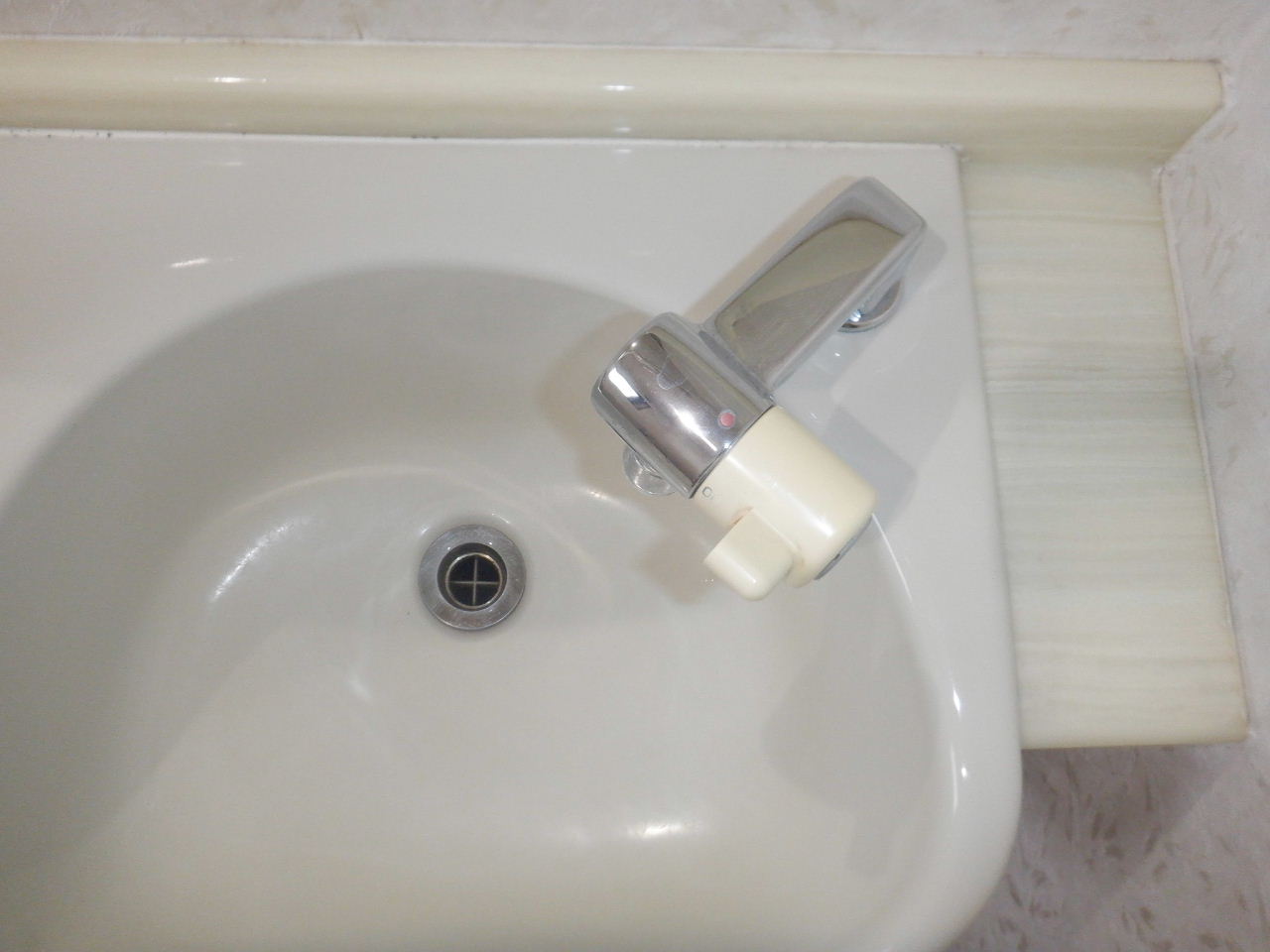 INAX LF-501-CU【本体後継品へ交換】手洗い用立水栓＜水が止まらない＞修理方法 | あなたにも出来るかも？水道修理のブログ