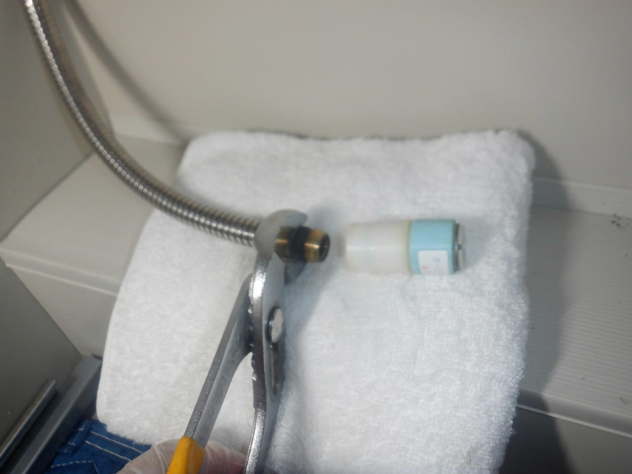 KVK KM590MSGHL【ｶｰﾄﾘｯｼﾞ・ｼｬﾜｰﾎｰｽ交換、水栓本体後継品・代替品へ交換】台付ｼﾝｸﾞﾙﾚﾊﾞｰ式ｼｬﾜｰ水栓