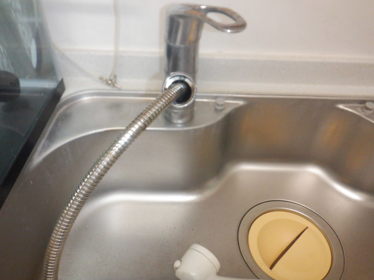 KVK KM590MSGHL【ｶｰﾄﾘｯｼﾞ・ｼｬﾜｰﾎｰｽ交換、水栓本体後継品・代替品へ交換】台付ｼﾝｸﾞﾙﾚﾊﾞｰ式ｼｬﾜｰ水栓