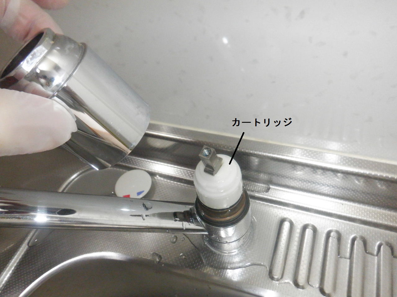 MYM FA237-047【ｶｰﾄﾘｯｼﾞ交換、本体取り外し方・後継品・代替品へ交換】ｷｯﾁﾝ台付ｼﾝｸﾞﾙﾚﾊﾞｰ水栓＜水が止まらない＞修理方法 ※ﾄｽﾃﾑ製ｷｯﾁﾝ | あなたにも出来るか ...