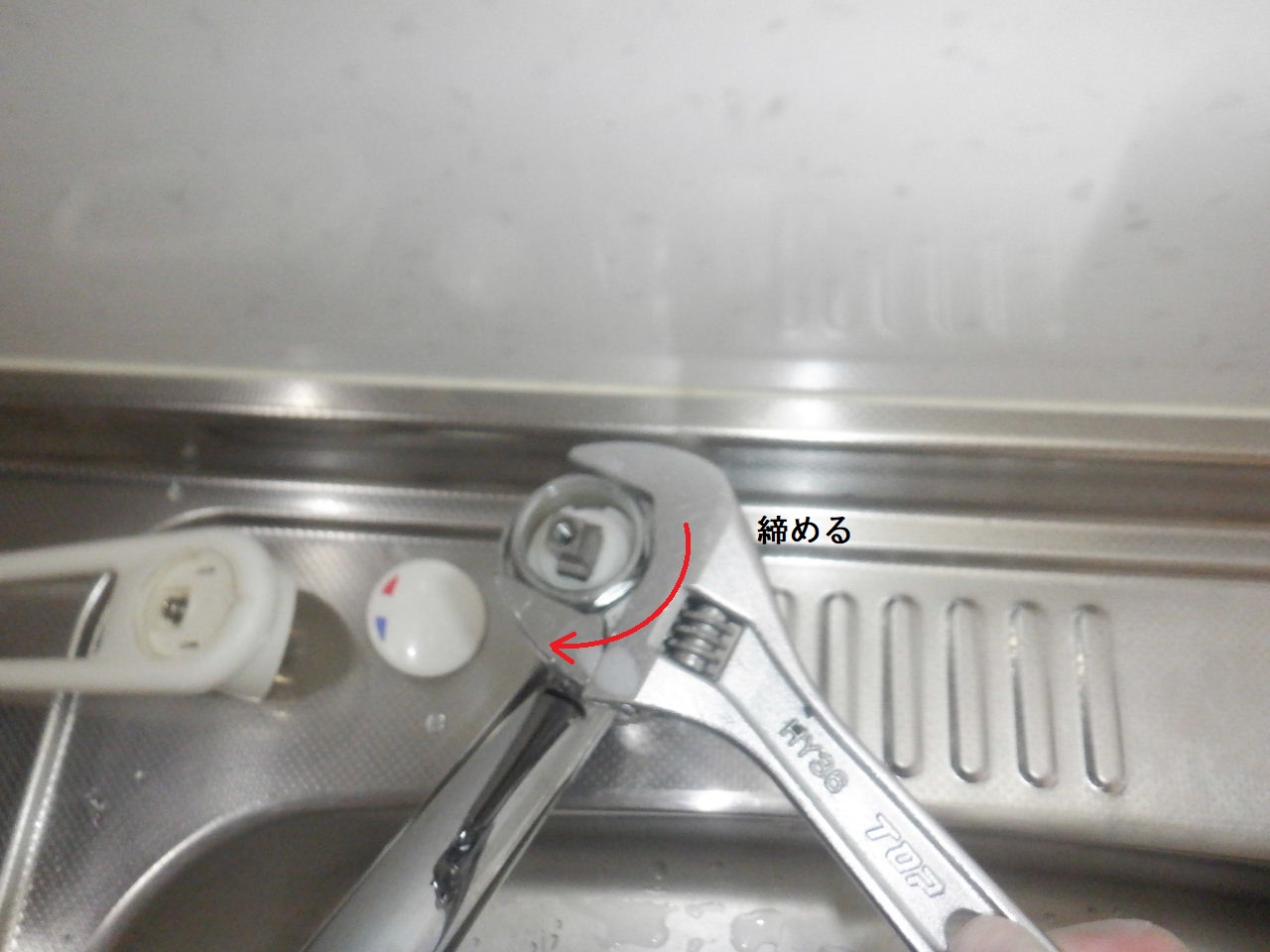 MYM FA237-047【ｶｰﾄﾘｯｼﾞ交換、本体取り外し方・後継品・代替品へ交換】ｷｯﾁﾝ台付ｼﾝｸﾞﾙﾚﾊﾞｰ水栓＜水が止まらない＞修理方法 ※ﾄｽﾃﾑ製ｷｯﾁﾝ | あなたにも出来るか ...