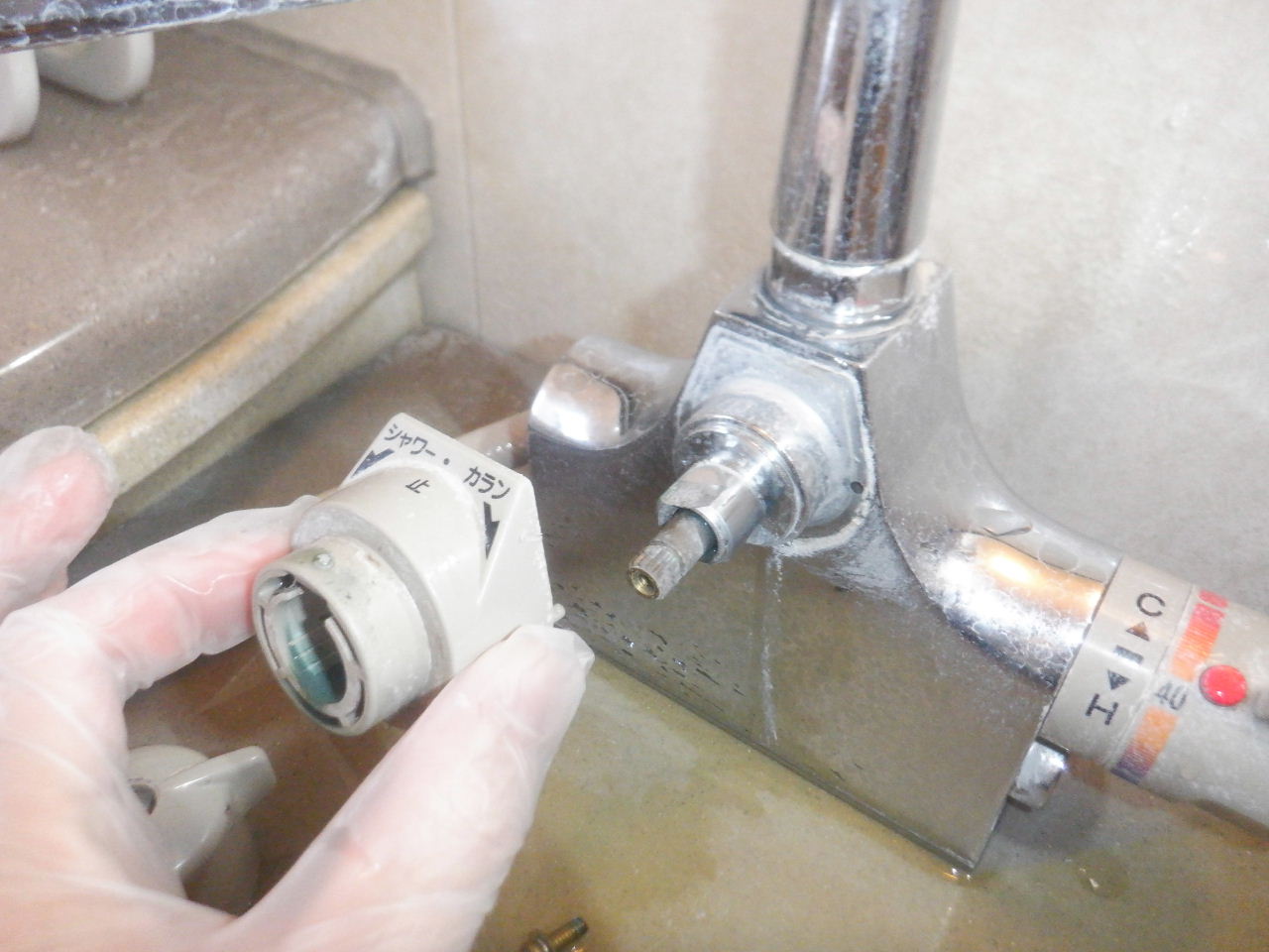 MYM MS6115【切替ｶｰﾄﾘｯｼﾞ･温調ｶｰﾄﾘｯｼﾞ交換、本体後継品】台付ｻｰﾓｽﾀｯﾄ式ｼｬﾜｰ水栓＜水が止まらない。温度調節が出来ない｡>修理方法 | あなたにも出来るかも？水道 ...