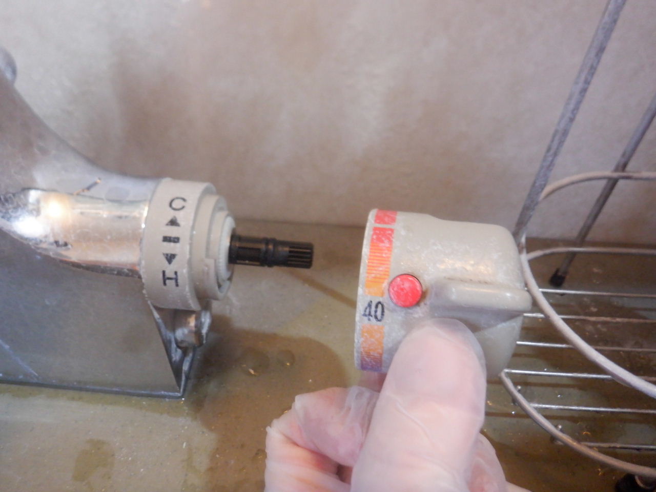 MYM MS6115【切替ｶｰﾄﾘｯｼﾞ･温調ｶｰﾄﾘｯｼﾞ交換、本体後継品】台付ｻｰﾓｽﾀｯﾄ式ｼｬﾜｰ水栓＜水が止まらない。温度調節が出来ない｡>修理方法 | あなたにも出来るかも？水道 ...