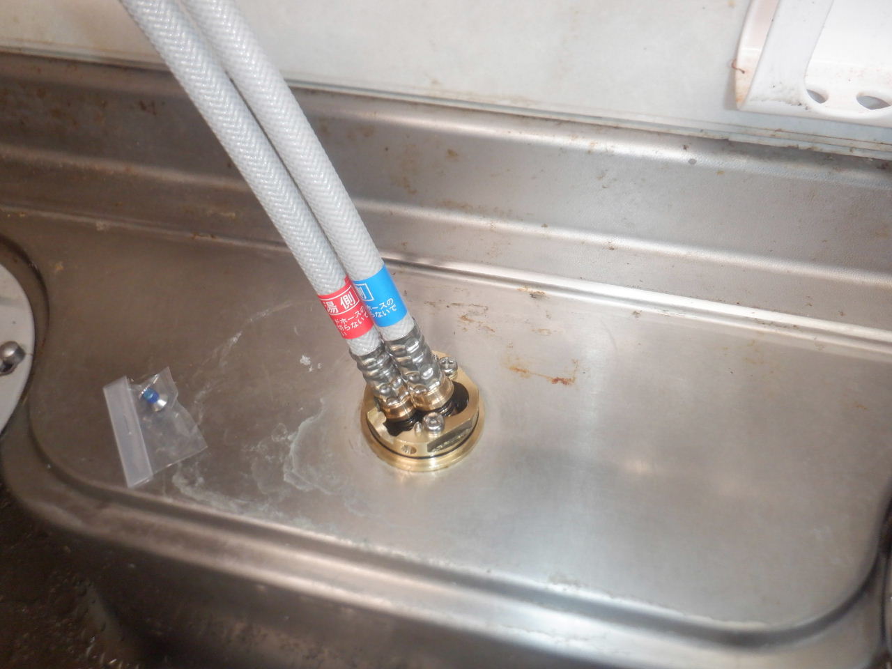 TOTO TKHG31PBR【本体取り外し方、ｶｰﾄﾘｯｼﾞ交換方法】台付ｼﾝｸﾞﾙﾚﾊﾞｰ水栓（ｼｬﾜｰ切替えﾀｲﾌﾟ）＜水が止まらない。本体継ぎ目から水漏れ＞修理方法 | あなたにも出来る ...